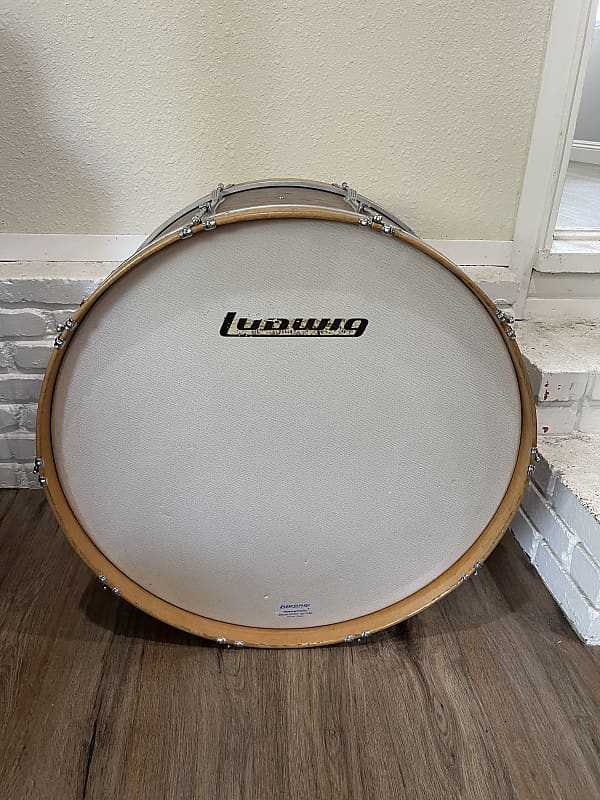 Ludwig Vintage 28 inch Bass drum | Reverb
