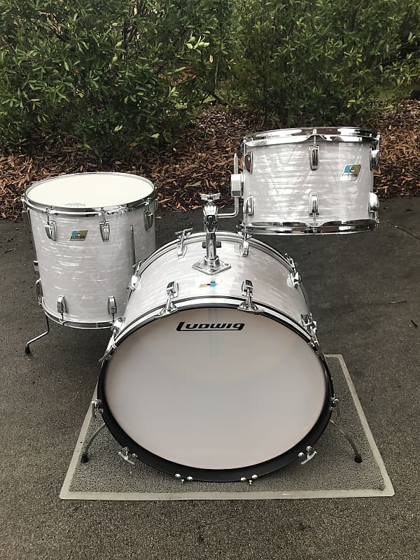 Vintage 70's Ludwig Classic Drum Kit/Set 3ply Shells White | Reverb