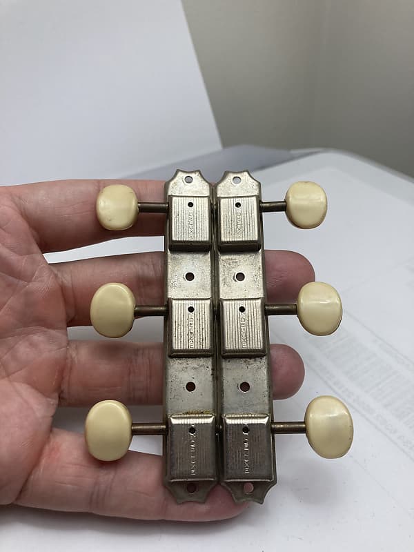 VINTAGE KLUSON SINGLE LINE 3 X 3 TUNERS GIBSON VINTAGE KLUSON | Reverb