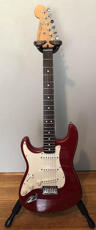 Left handed Fender Standard Stratocaster 1996 - Crimson Red | Reverb