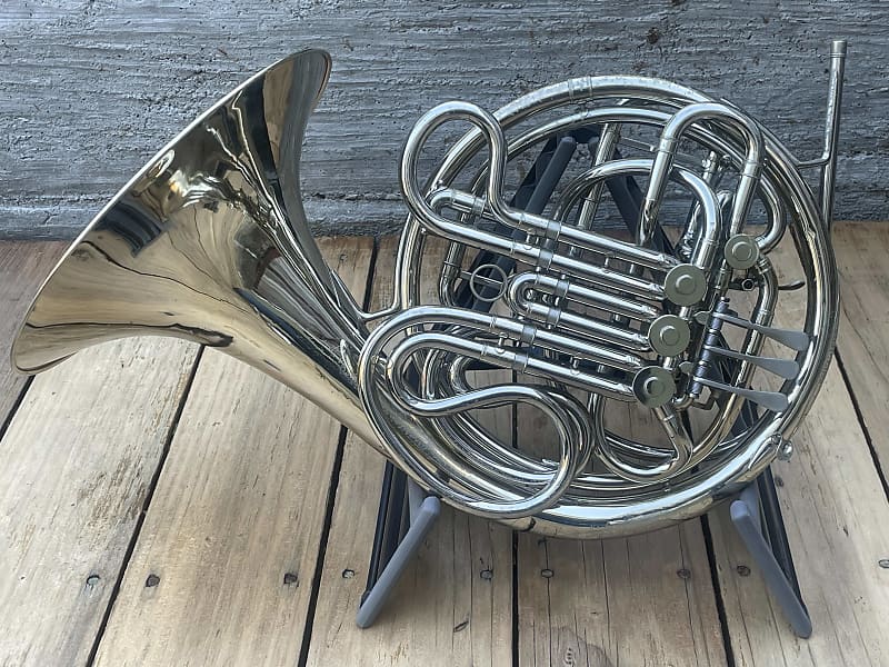 Conn 8D French horn and hard case | Reverb