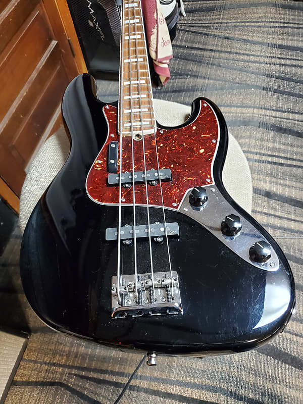 Fender American Deluxe Jazz Bass 2013 - Black/Tortoishell | Reverb