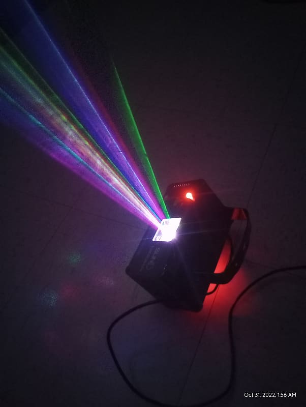 SUNY TDM-RGB400 3D Laser Projector | Reverb