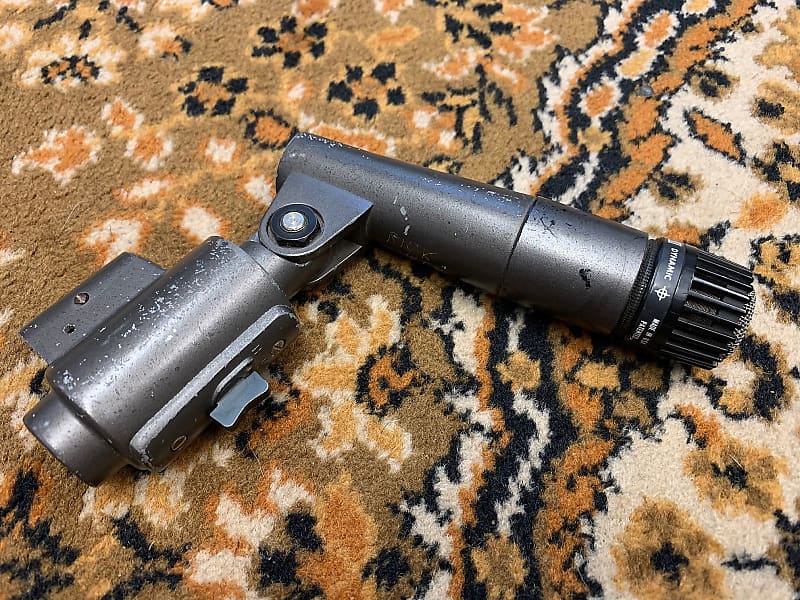 Shure SM56 Unidyne III 1970's with Base and Switch - Made In | Reverb