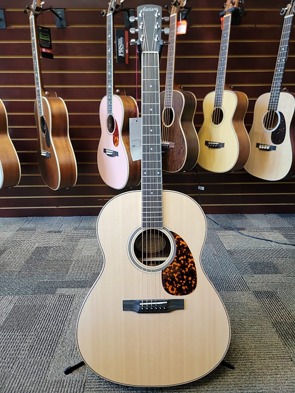 Larrivee L-03RE - Natural | Reverb