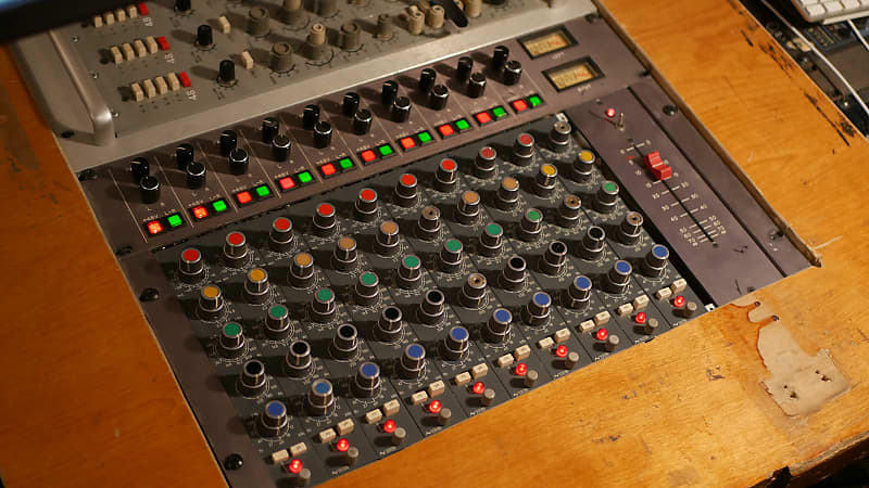 Neve Vintage 33135 10 Channels with summing | Reverb