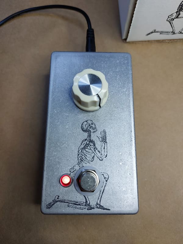 DIY BAT Ritual Fuzz Clone | Reverb