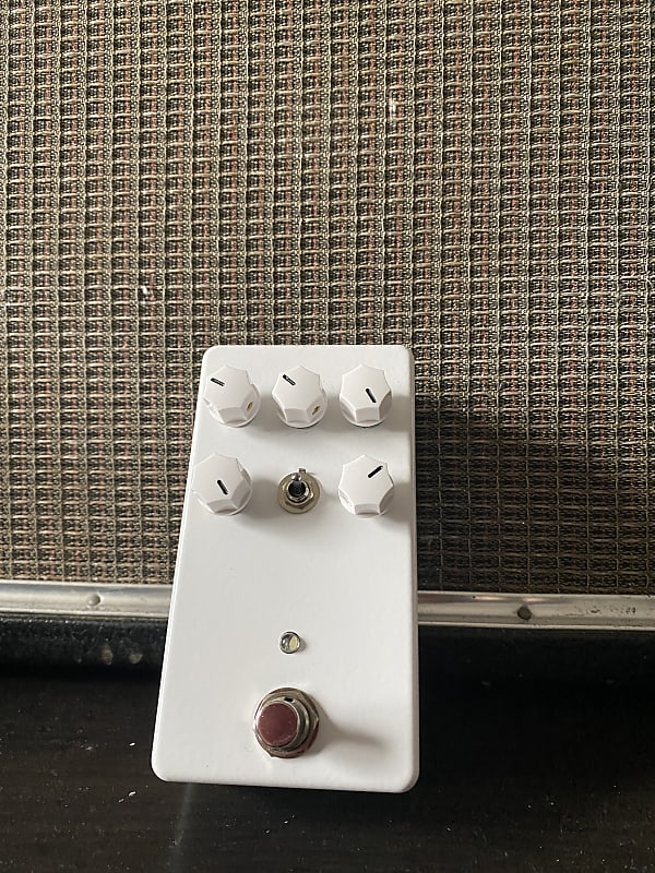 Early Reflections Yamaha Reverse Reverb Clone (MBV effect) | Reverb