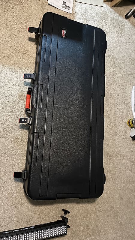 Gator Gtsa Key61 Tsa Series Ata Molded 61 Key Keyboard Case Reverb