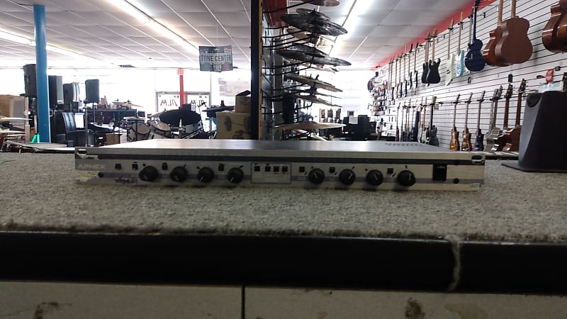 Aphex Compellor 320A | Reverb