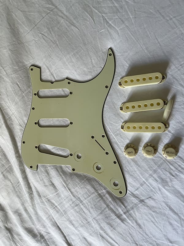 Charles Guitar Vintage Relic 62’ kit 2024 - Relic | Reverb UK