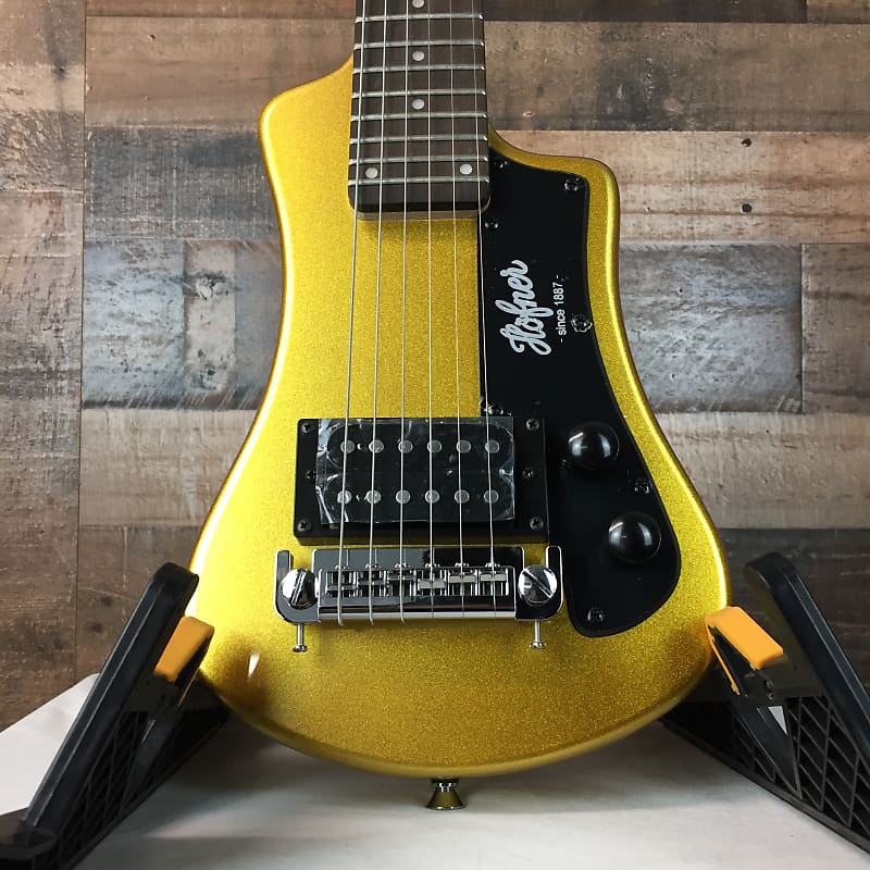 Hofner Shorty HCT-SH Gold w/ Gig Bag, Free Shipping, 145 | Reverb