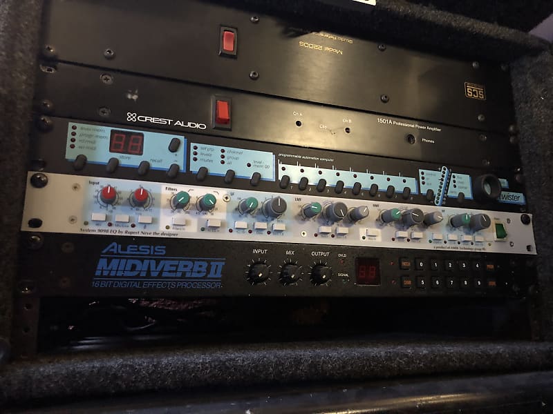 Crest Audio 1501A | Reverb