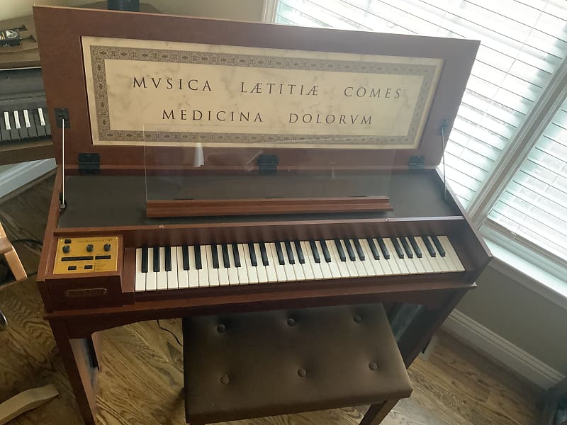 Roland C-30 Digital Harpsichord/Continuo Organ/Fortepiano | Reverb