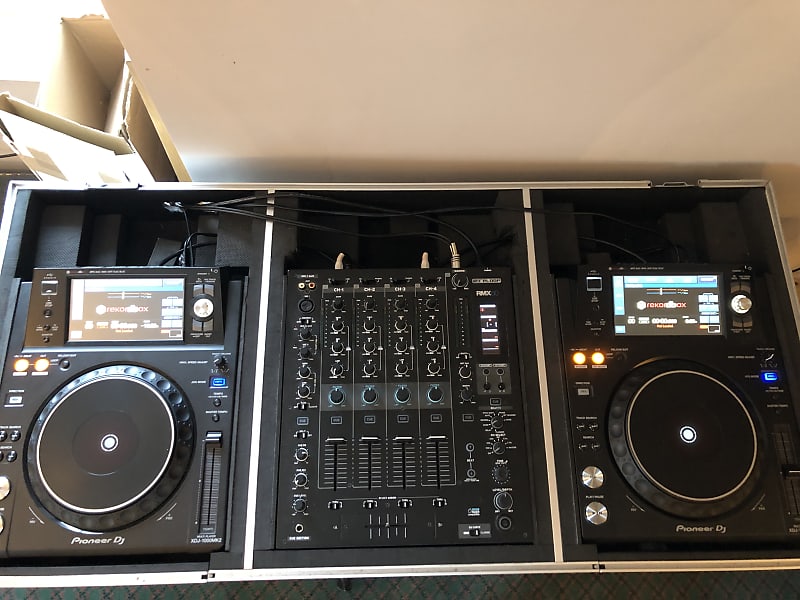 Pioneer Pair of XDJ1000 MK2 & Reloop RMX60 + Gorilla Flight | Reverb