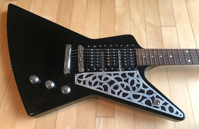 Gibson Explorer 2006 glossy black (3 pickups) | Reverb