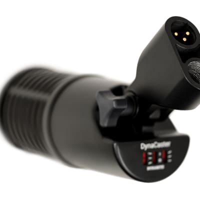 sE DYNACASTER-U Dynamic Broadcasting Microphone | Reverb
