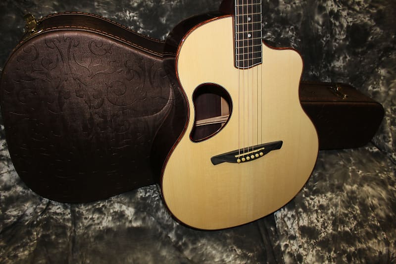 Hsienmo Shiyi 2024 | Reverb