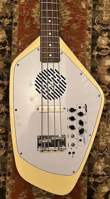 Vox Apache-1B Phantom 2013 White | Reverb