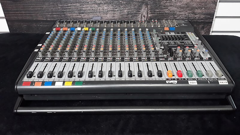 Behringer MP5000 Mixer (King of Prussia, PA) | Reverb