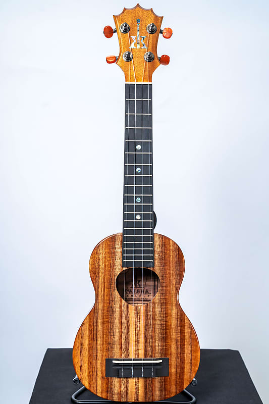 KoAloha KSM-02 Koa Longneck Soprano Ukulele FREE US50 | Reverb