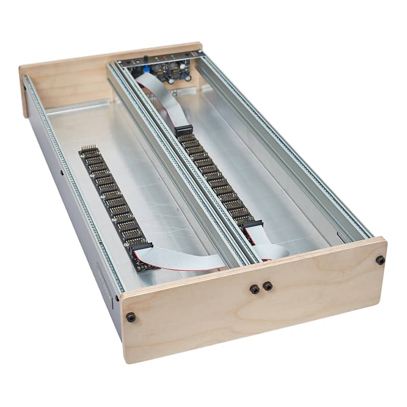 Eowave Eurorack Skiff Case (6U 104hp - Powered) | Reverb