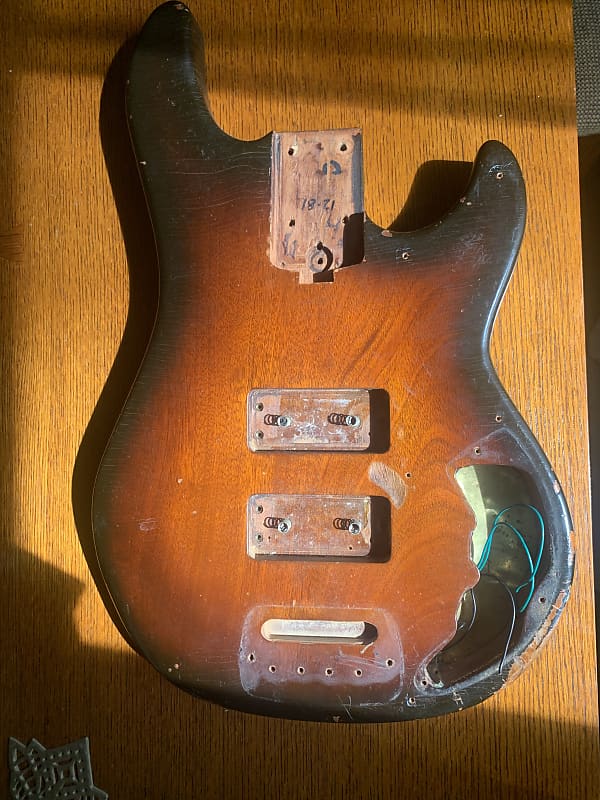 G&L L-2000 1981 | Reverb