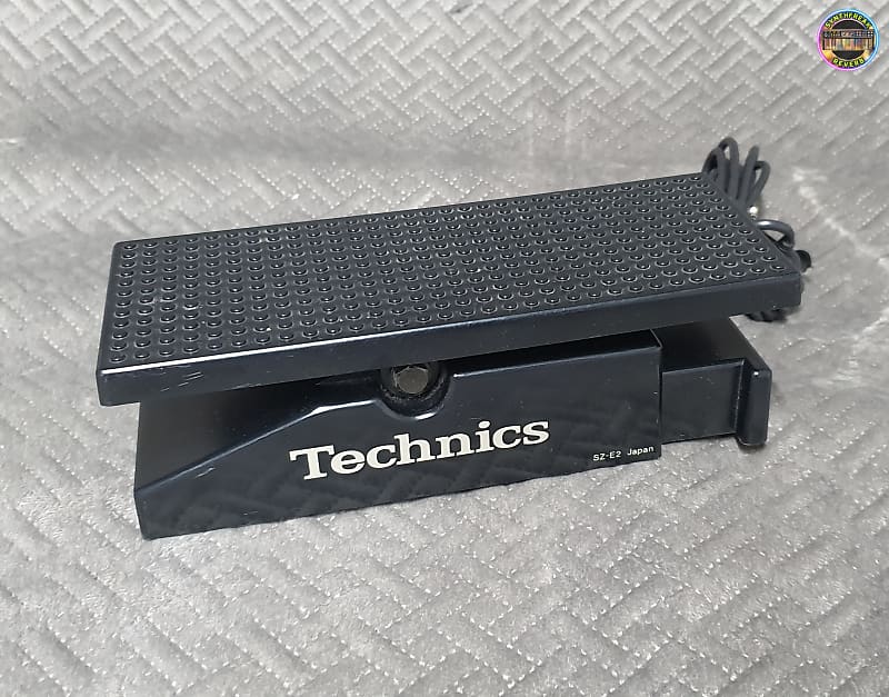 Technics SZ-E2 Volume Pedal for SX-KN Series- KN7000 | Reverb UK