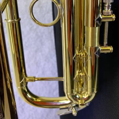 Selmer Bach Stradivarious MARIACHI Trumpet Rose Gold with Selmer Bach Stradivarious MARIACHI Trumpet Rose Gold with