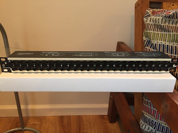 Neutrik Patchbay 2000s Black | Reverb