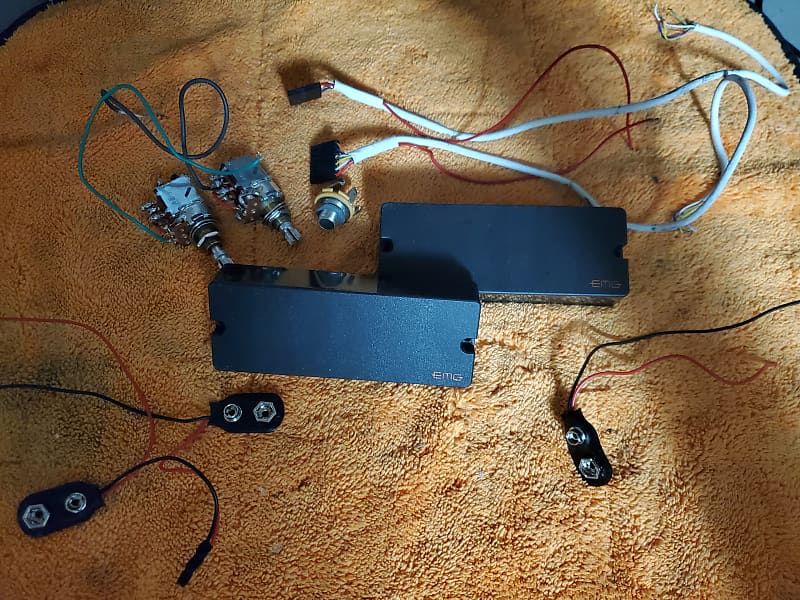 EMG 40TW 5 String Bass Active Dual Coil Pickup set with Push | Reverb