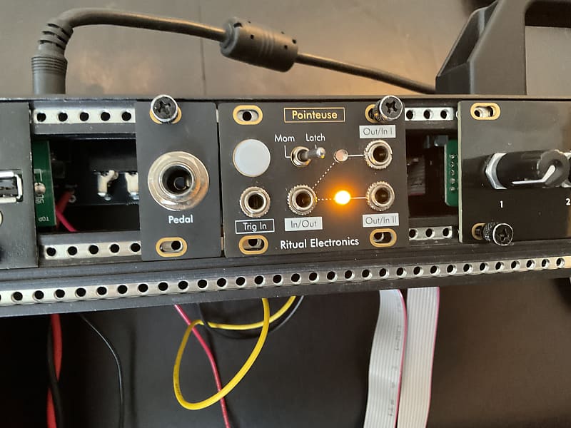 Ritual Electronics Pointeuse Footswitch Adapter / Switch - | Reverb