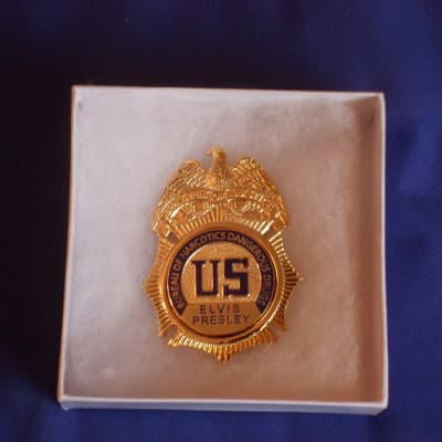 Elvis Presley Nixon DEA Badge Full Size Replica RARE!! 1970 | Reverb