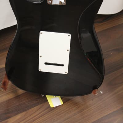 Peavey Raptor-1 International Series Electric Guitar, Black | Reverb