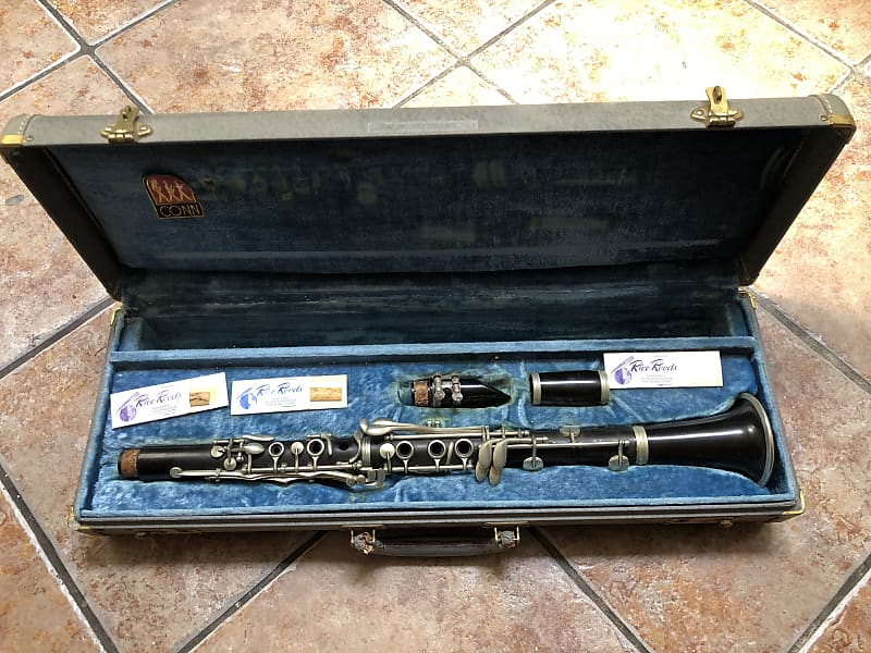 CONN CLARINET W CASE | Reverb