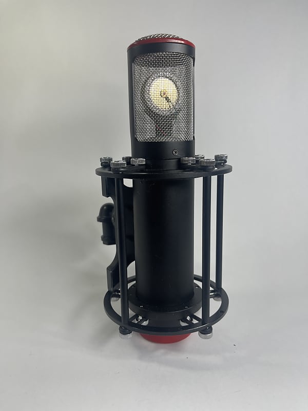 Reference C clone 2023 Black and red | Reverb