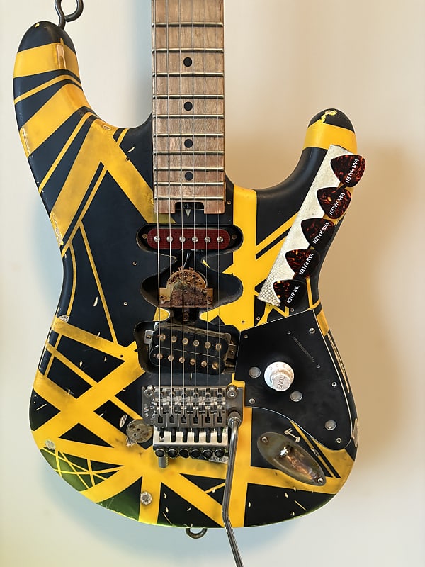 EVH Striped Series Bumblebee black and yellow 2019-2020 Judah | Reverb