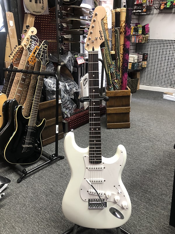 Fender Squier Bullet Strat - White | Reverb