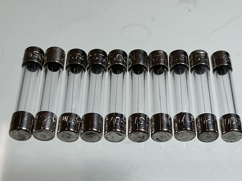 SOC ST4 250V 500 mA Fuses (10 Pack) 2000 | Reverb