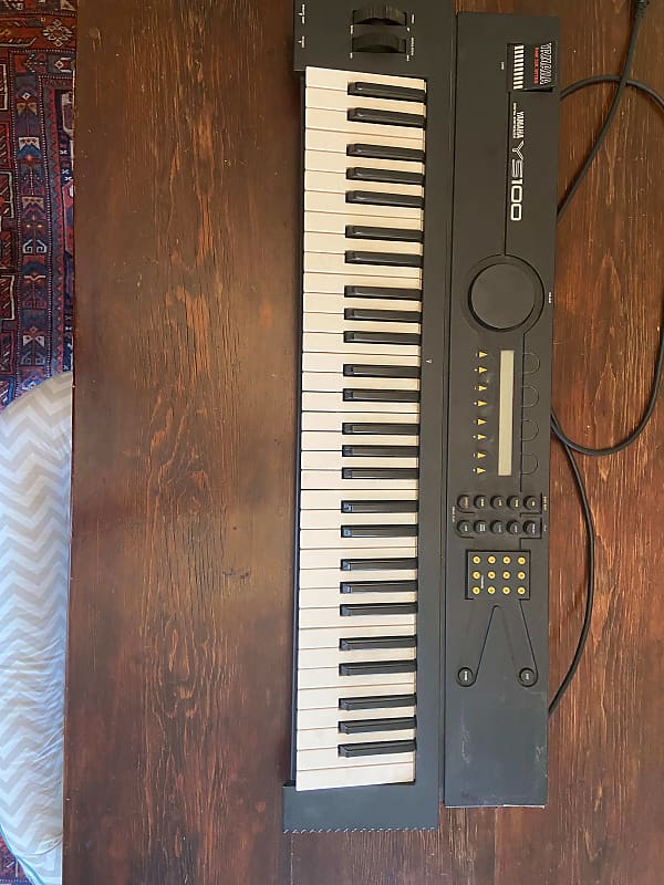 Yamaha YS100 Synthesizer | Reverb