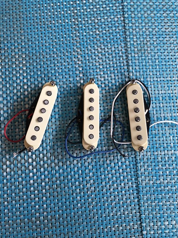 Fender Stratocaster V-Mod Strat Pickup set American | Reverb