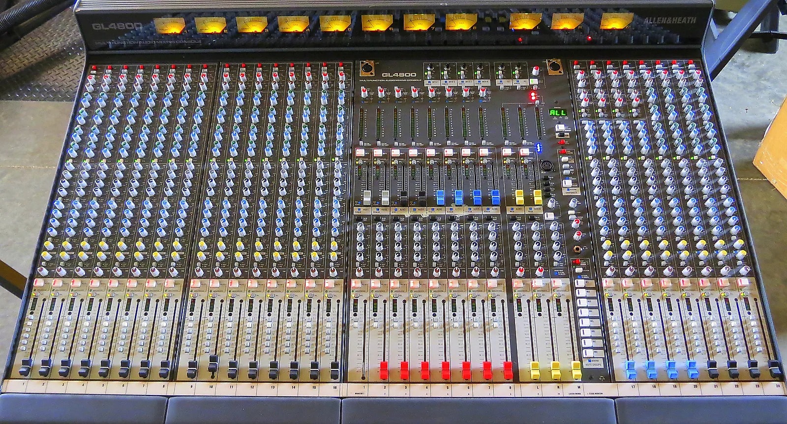 Allen & Heath GL4800-24 8-Group 24-Channel Mixing Console | Reverb