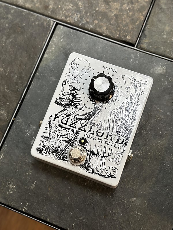 FuzzLord void master 2021-present - white | Reverb