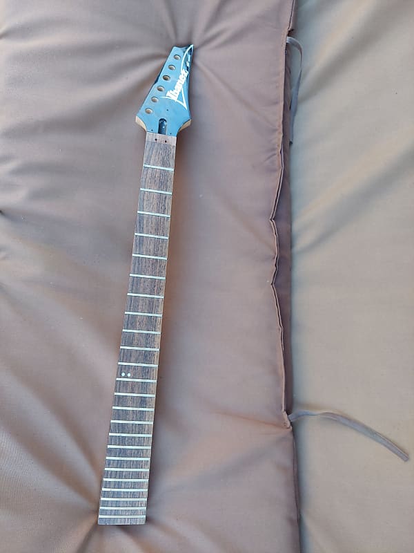 Ibanez S420 Neck Wizard II 24 fret Saber (First gen) | Reverb