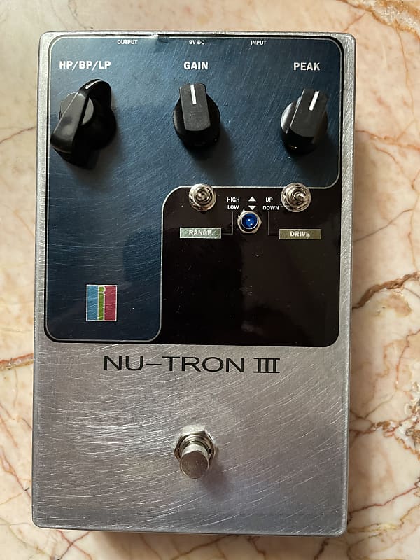 GGG Nutron III (Mutron III Clone) 2018 Silver / Black / Blue | Reverb