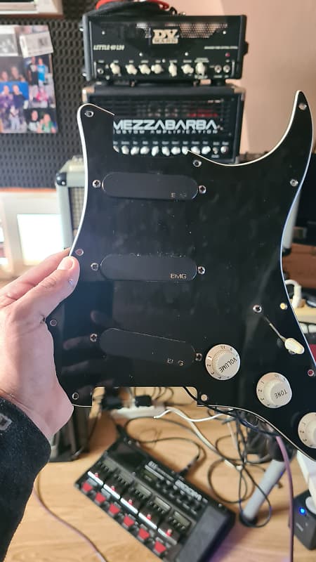 EMG DG20 David Gilmour Pre-Wired Loaded Strat Pickguard PRE | Reverb