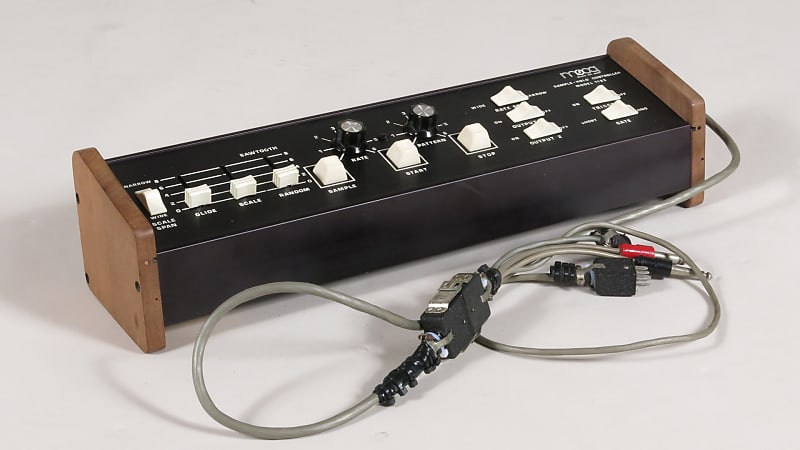 Moog Sample-Hold Controller model 1125 for Minimoog Model D / | Reverb