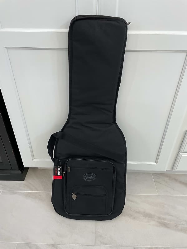 Fender Deluxe Gig Bag 2022 - Black | Reverb