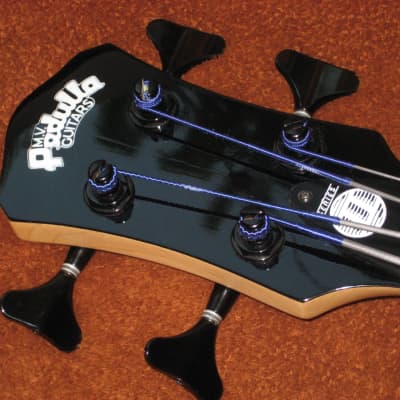 Pedulla Series II Fretless 4 String w/case - 8.3lbs - Chicago | Reverb