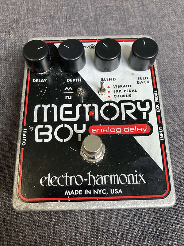 Electro-Harmonix Memory Boy Analog Delay / Chorus / Vibrato | Reverb